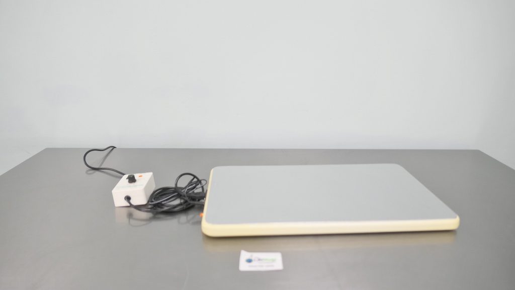 Lab Heating Plate Peco - The Lab World Group