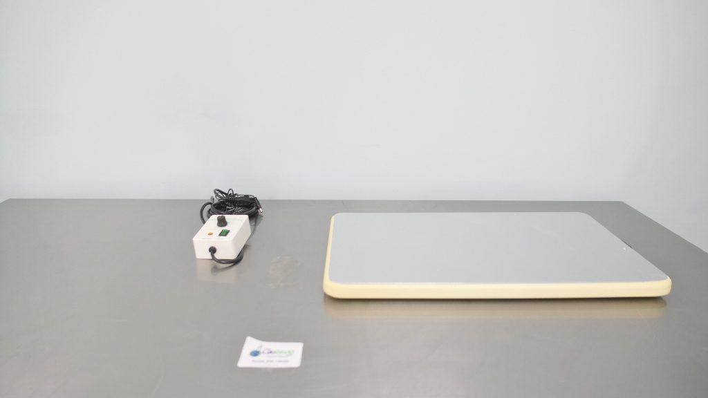 Lab Heating Plate Peco - The Lab World Group