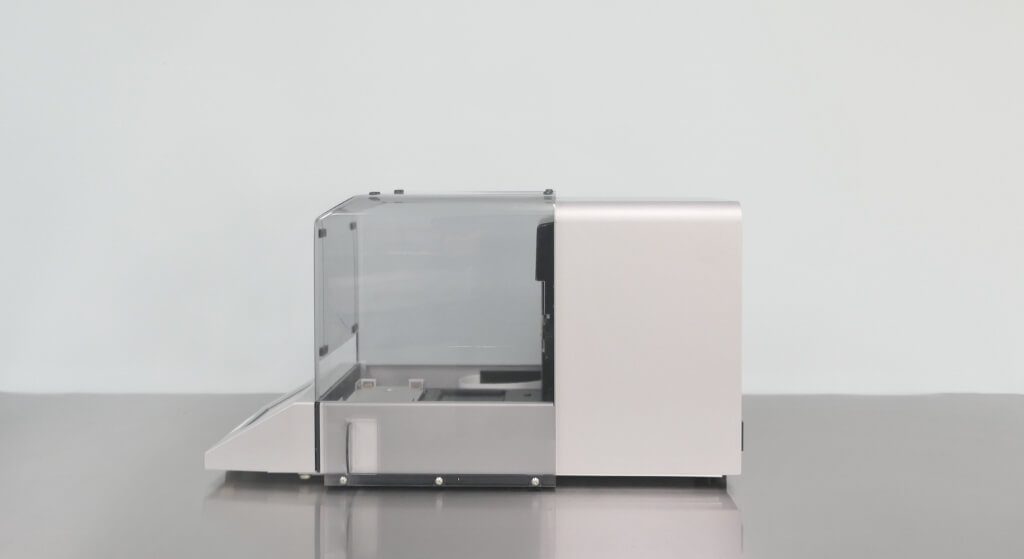 Hamilton DeCapper - The Lab World Group