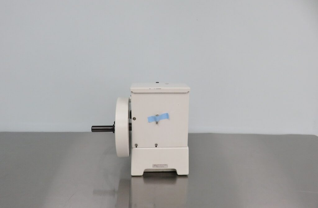 Leitz 1512 Rotary Microtome - The Lab World Group