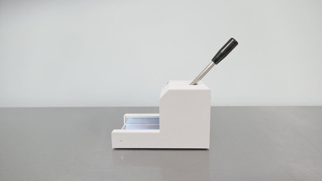 Micronic Push Cap Capper CP400 - The Lab World Group