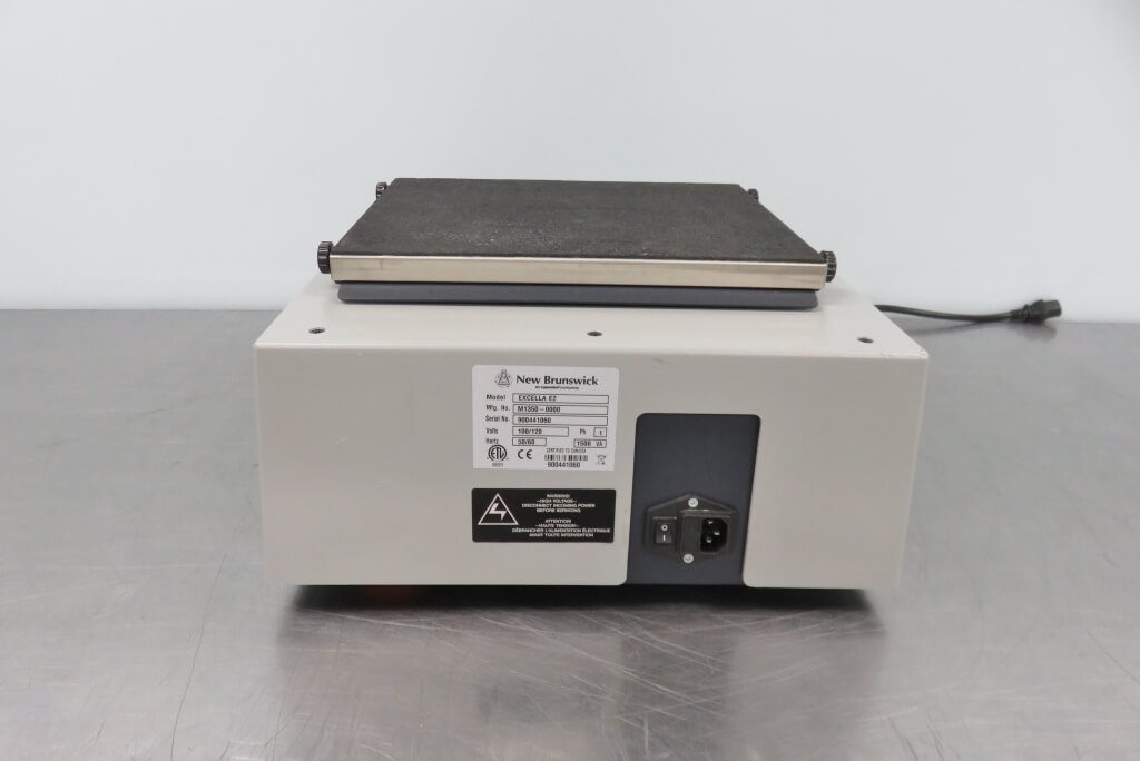 New Brunswick Platform Shaker Excella E2 - The Lab World Group