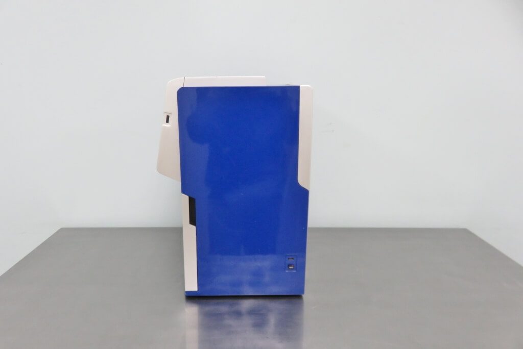 Azure Biosystems c300 Imager - The Lab World Group