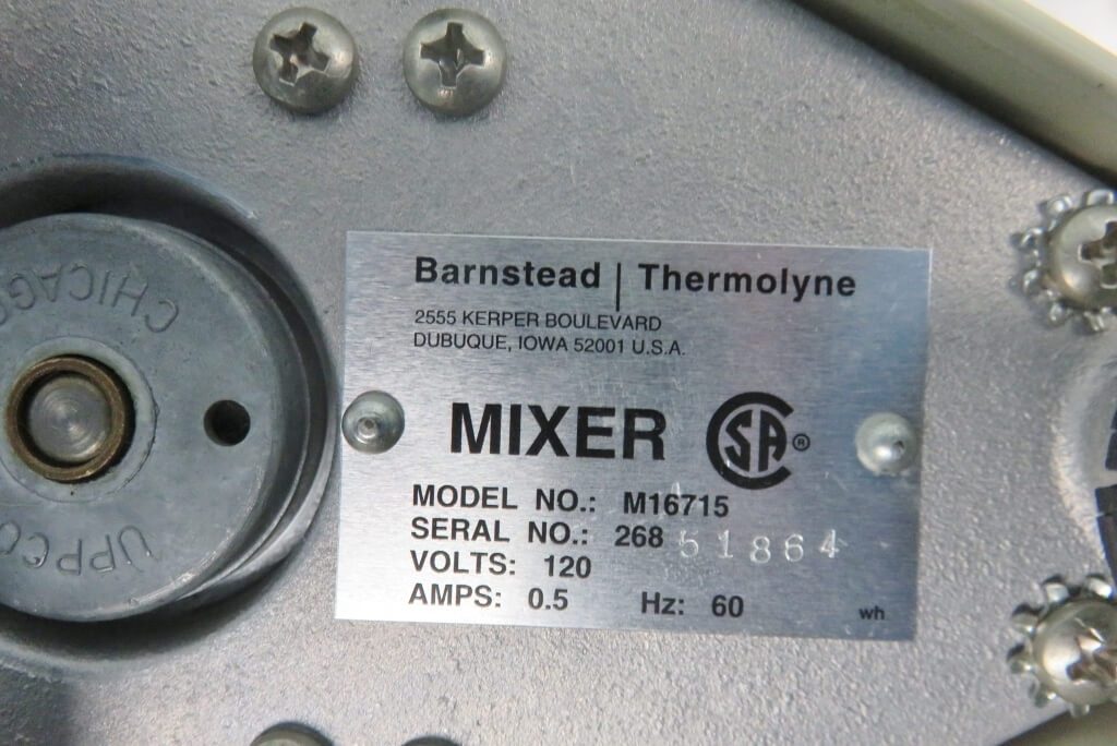 Thermolyne Maxi Mix Vortexer - The Lab World Group