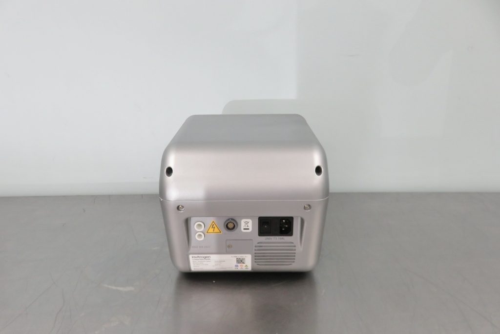 Invitrogen Neon MPK5000 Transfection System