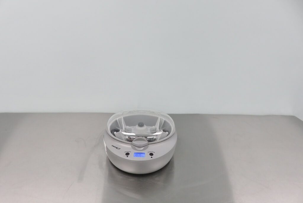 VWR Plate Centrifuge C2001 - The Lab World Group