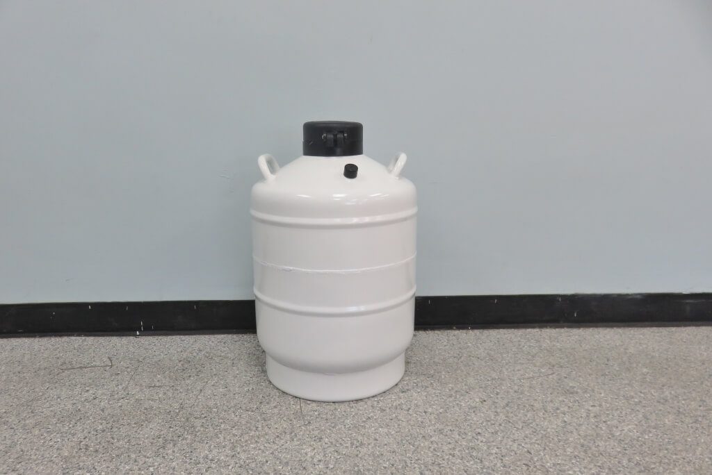 Liquid Nitrogen Dewar YDS-15 - Unused Still in Box