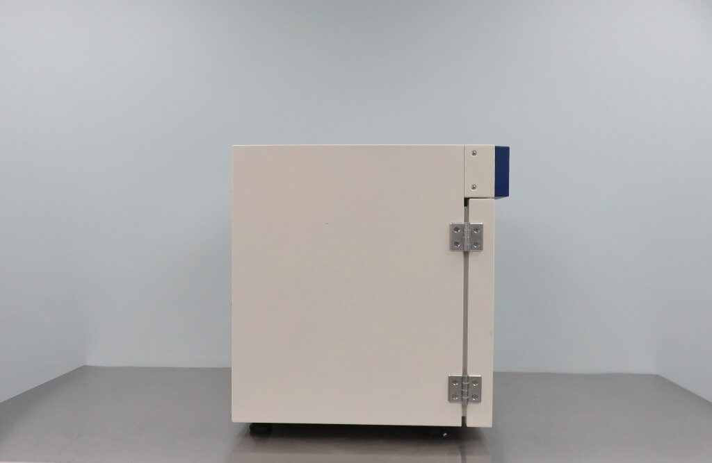 VWR Forced Air Incubator - Benchtop - The Lab World Group