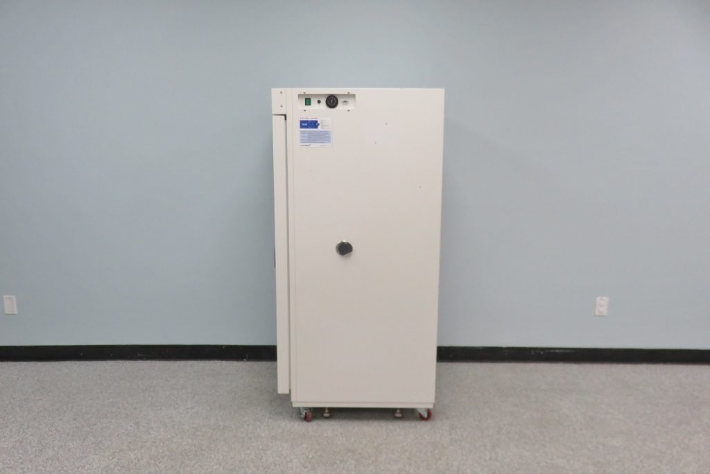 VWR Forced Air Incubator - The Lab World Group