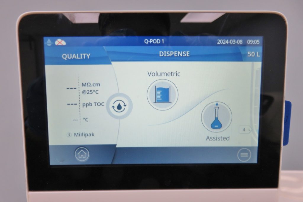 Millipore IQ 7005 Water Purification System - The Lab World Group