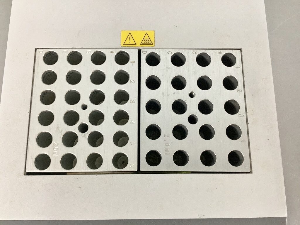 Corning LSE Digital Dry Bath - The Lab World Group