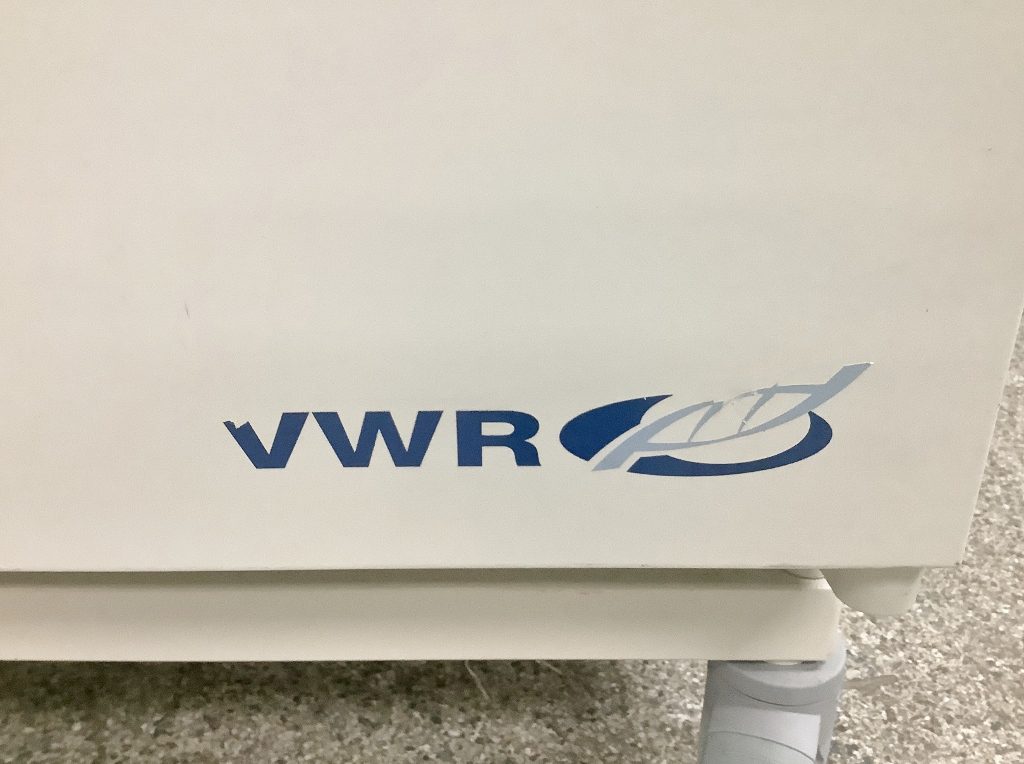 VWR Symphony Incubator - The Lab World Group