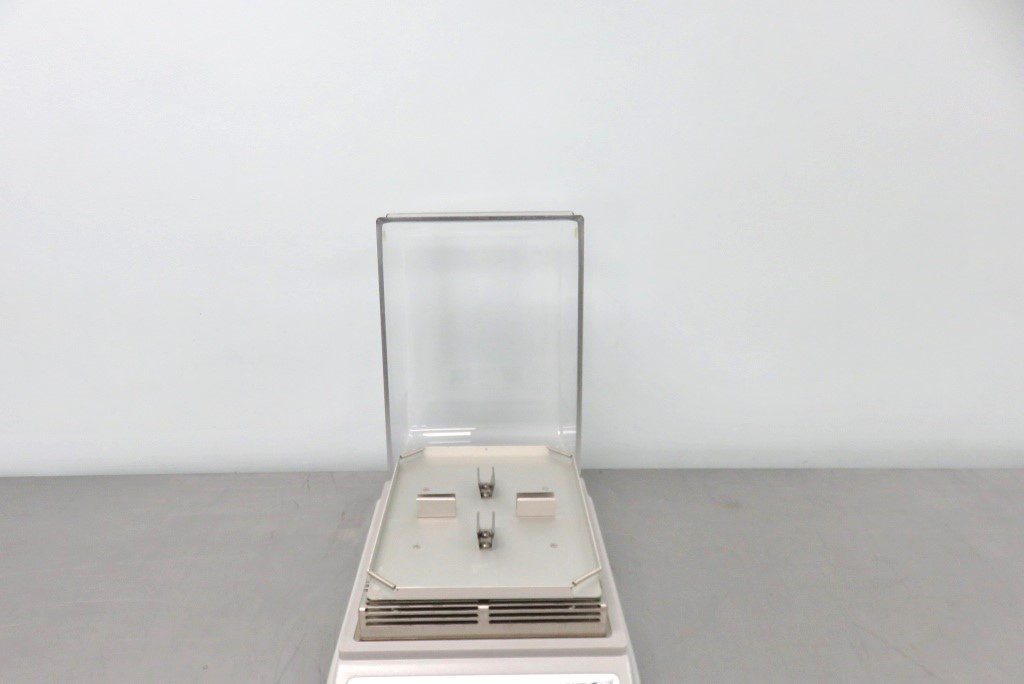 VWR Microplate Incubator Shaker - The Lab World Group