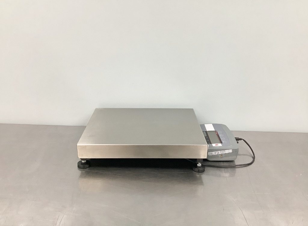 Ohaus Defender Scale 5000 - The Lab World Group