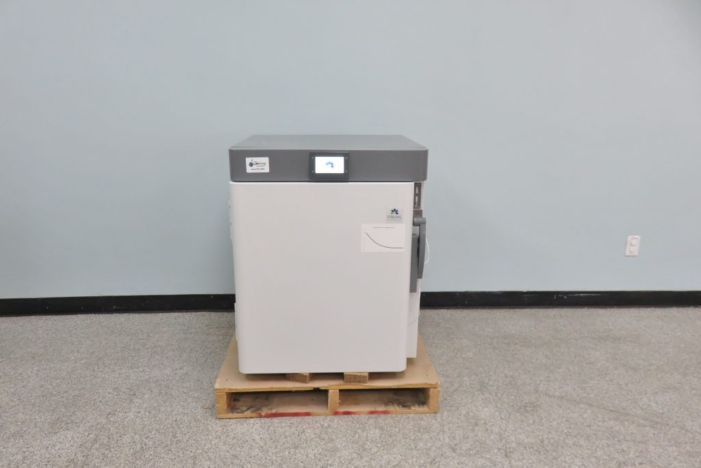 Stirling SU105UE Undercounter -Unused- The Lab World Group