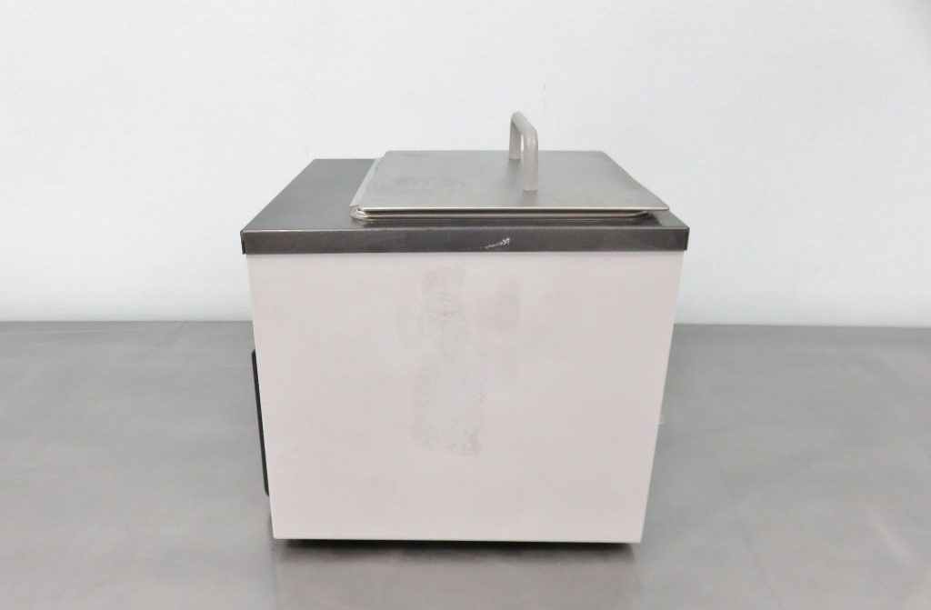 VWR Digital Water Bath 2L - The Lab World Group