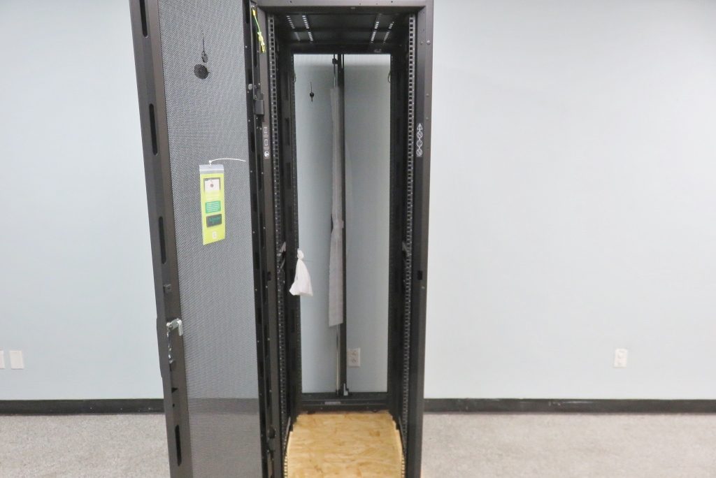 Apc Server Rack Cabinet | Cabinets Matttroy