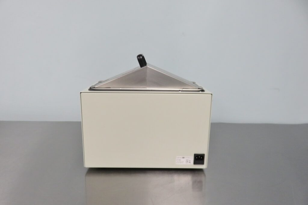 Labnet 6L Water Bath - Unused Still in Box - The Lab World Group