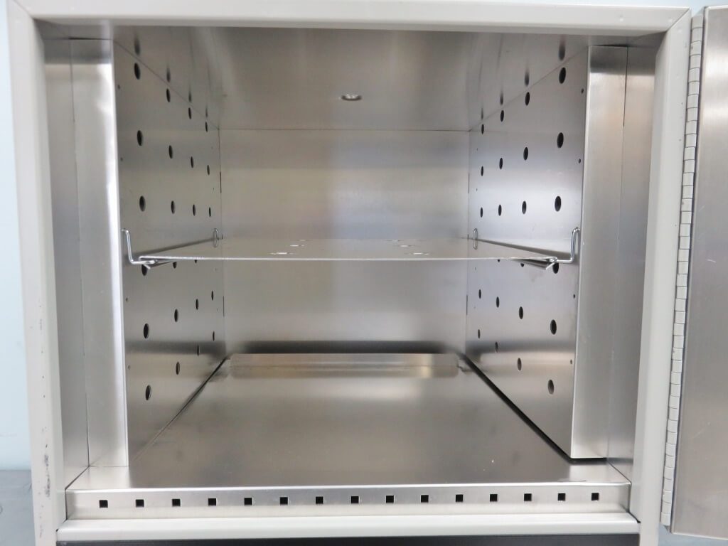 Quincy Lab Incubator 10E - The Lab World Group