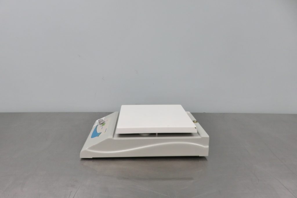 Benchmark Hot Plate - The Lab World Group