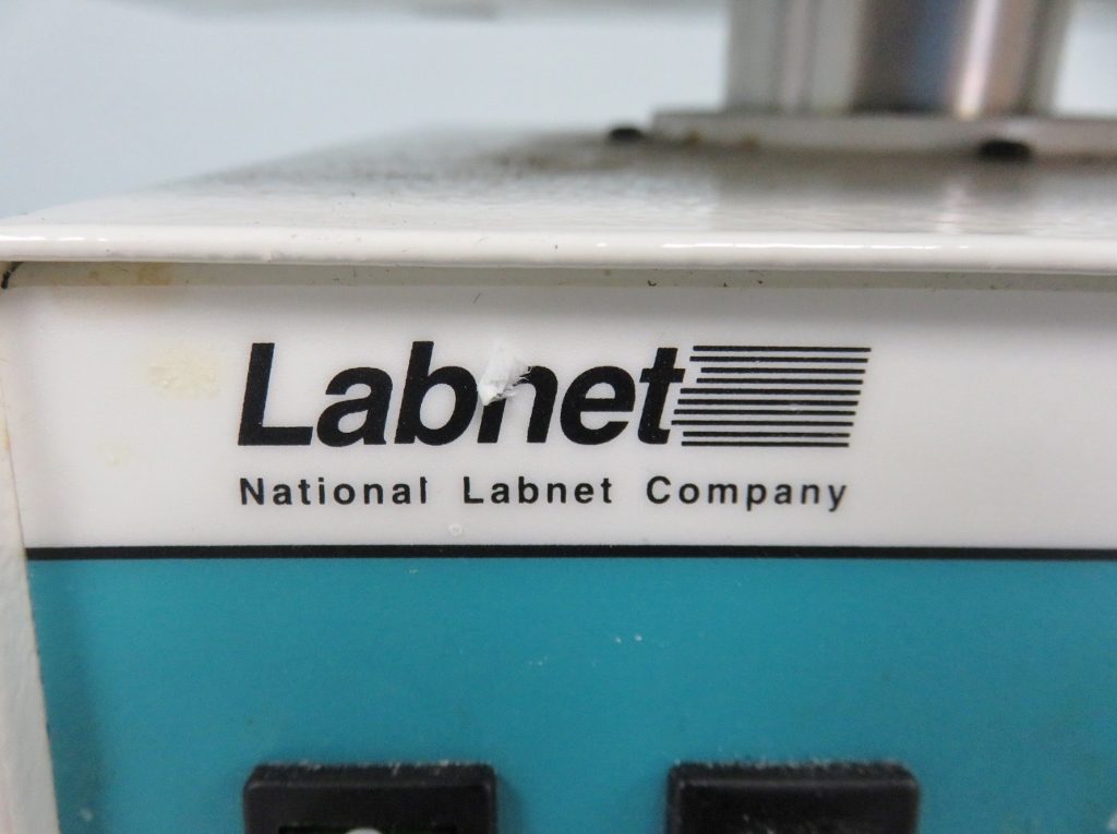 Labnet Shaker 20 Microplate Shaker - The Lab World Group