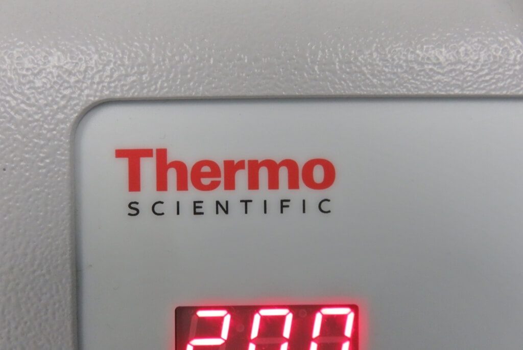 Thermo Scientific Reacti-Therm III Dry Bath - The Lab World Group