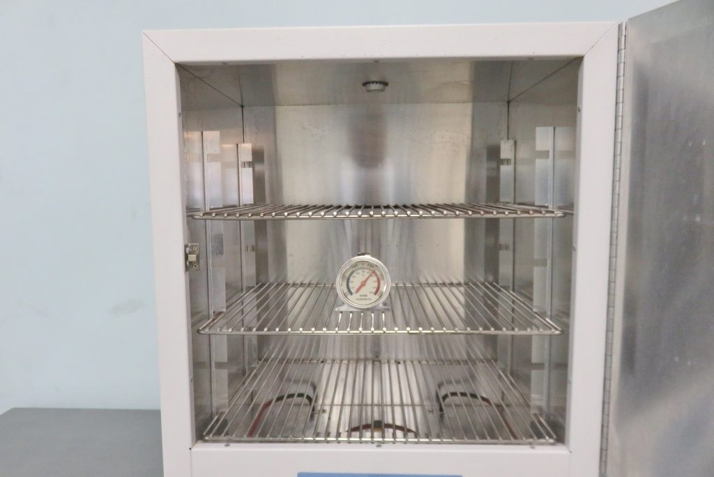 Thermo Precision Lab Oven - The Lab World Group