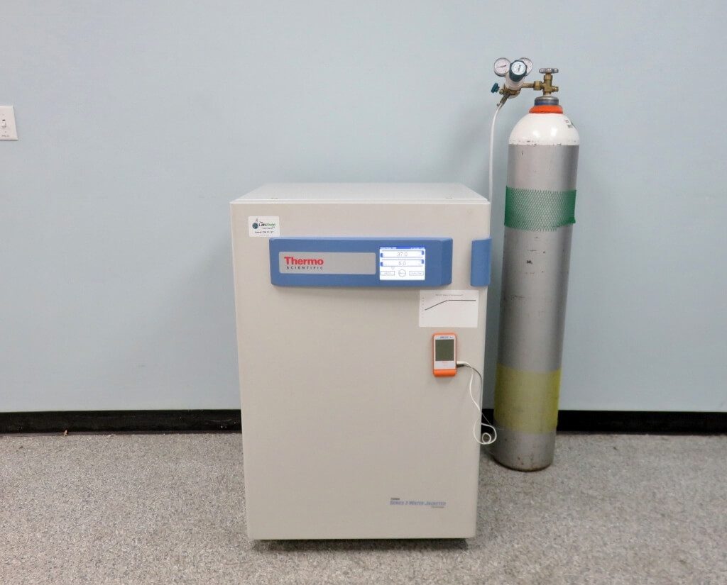 Thermo Forma Series 3 Water Jacket CO2 Incubator