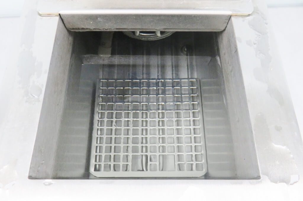 Cole Parmer Polystat Chiller - The Lab World Group