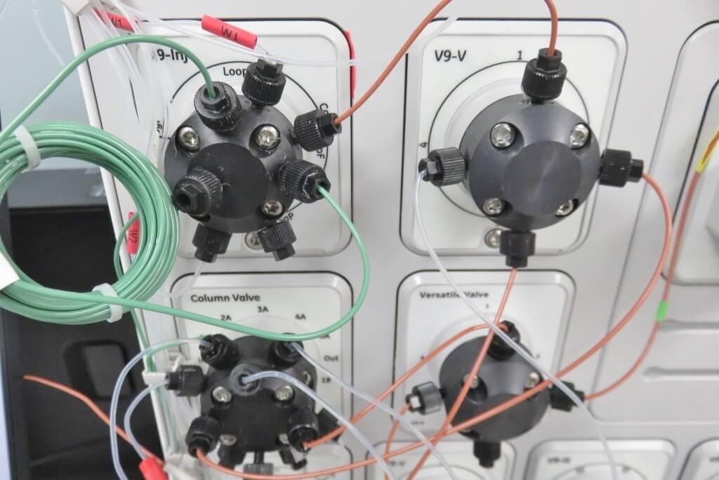 AKTA Pure 25 FPLC System - The Lab World Group