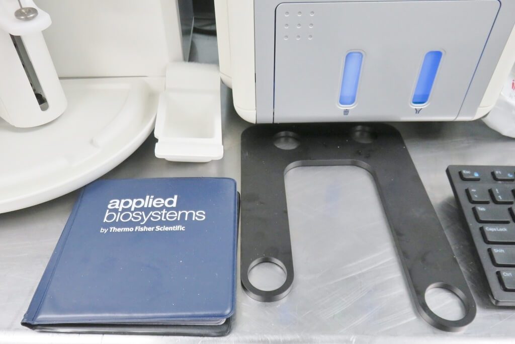 Attune NxT Flow Cytometer - The Lab World Group