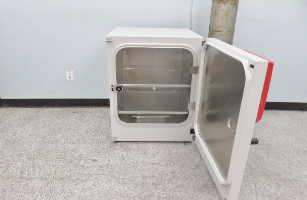 Binder C170 CO2 Incubator - The Lab World Group