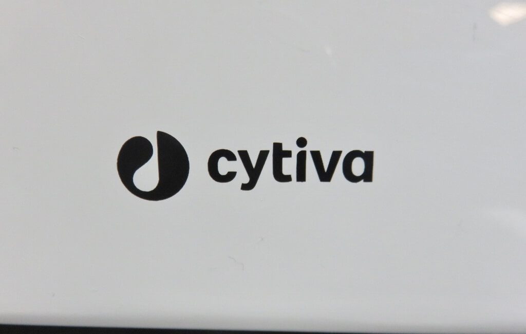 AKTA Pure 25 FPLC System - The Lab World Group