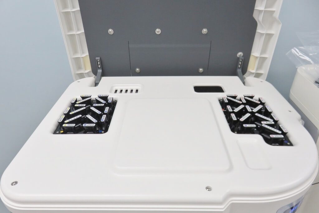 Attune NxT Flow Cytometer - The Lab World Group