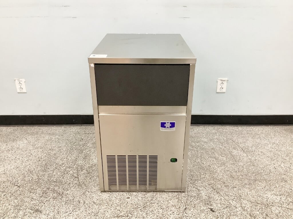 Manitowoc Ice Maker - The Lab World Group