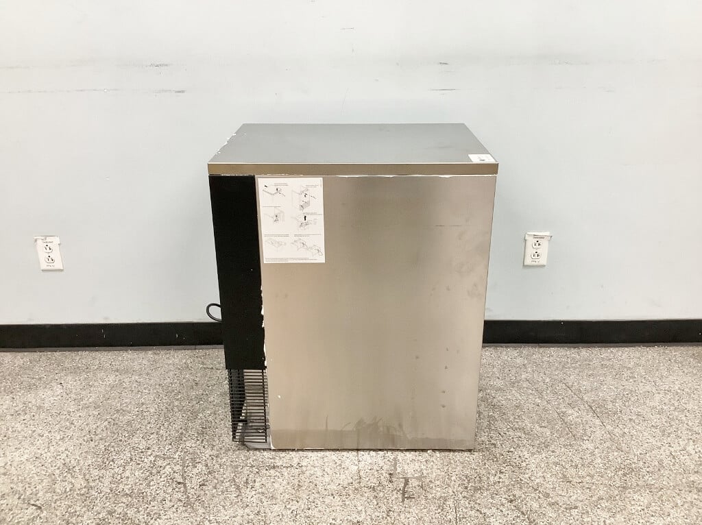 Manitowoc Ice Maker - The Lab World Group