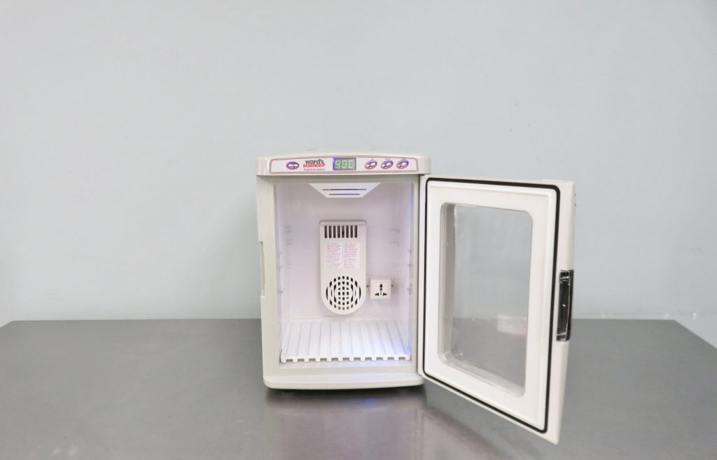 Digital Mini Incubator Ward's Science - The Lab World Group