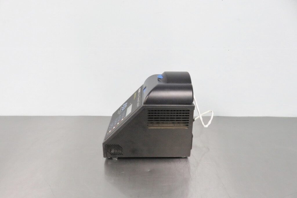 MJ Research PTC-100 Peltier Thermal Cycler