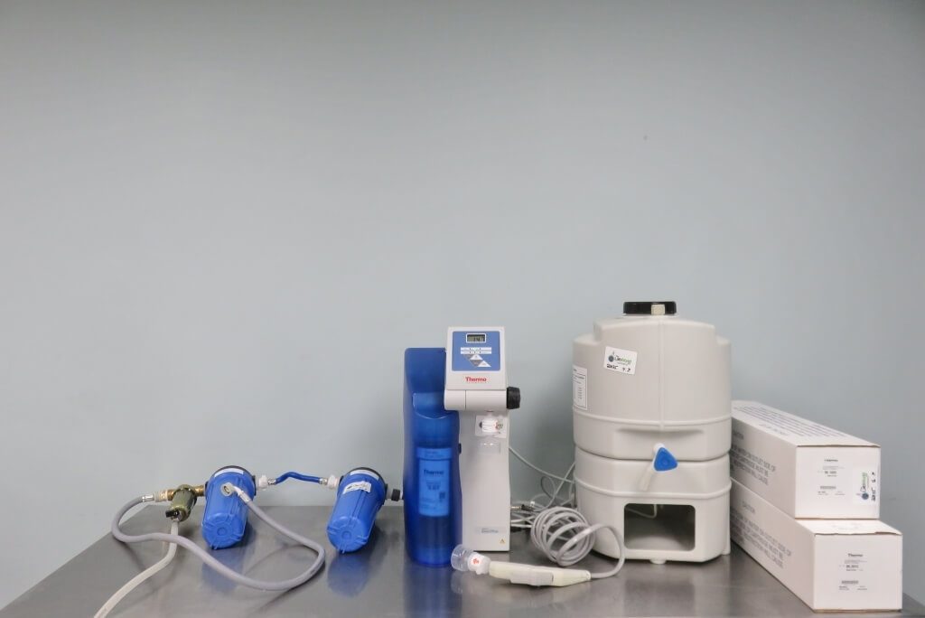 Thermo Barnstead Smart2Pure Water Purification System