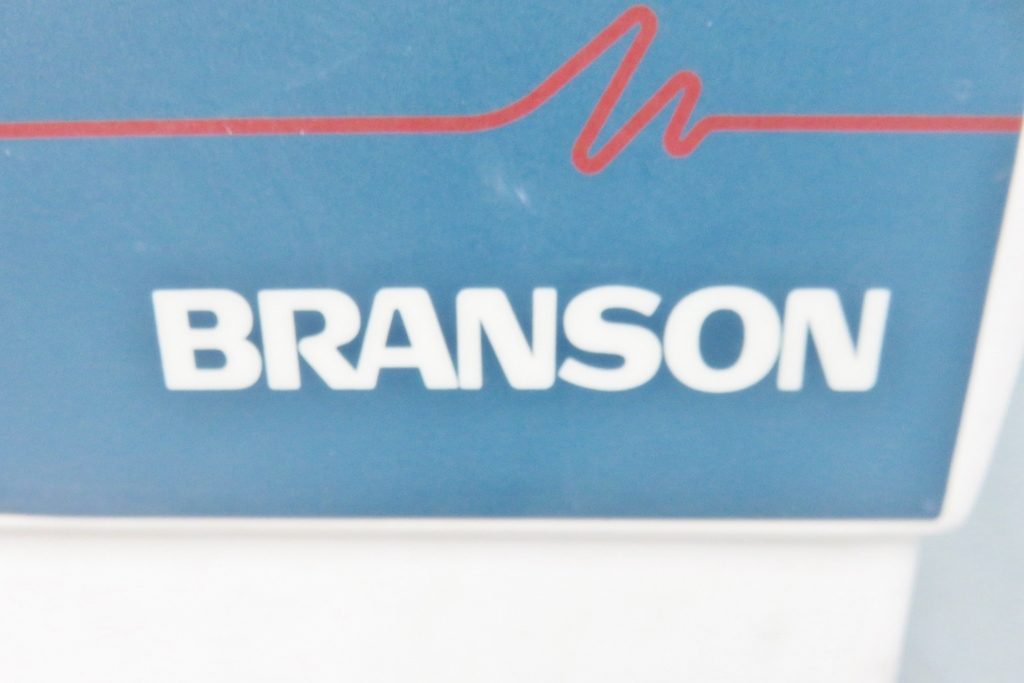 Branson Ultrasonic Cleaner 1210 - The Lab World Group