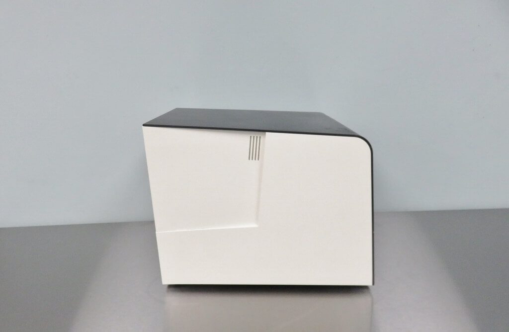 DropSense 96 Microplate Reader - The Lab World Group