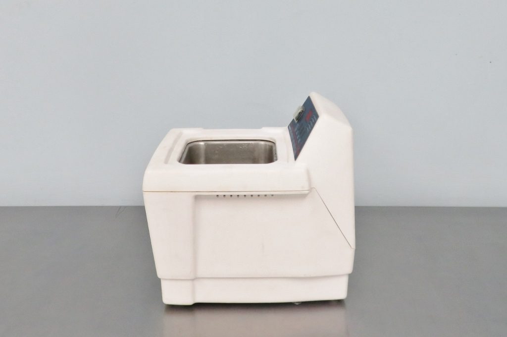 Branson Ultrasonic Cleaner 1210 - The Lab World Group