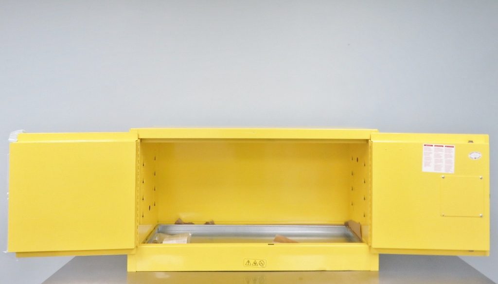 Justrite Flammable Storage Cabinet - 17 Gallon Unused - TLWG