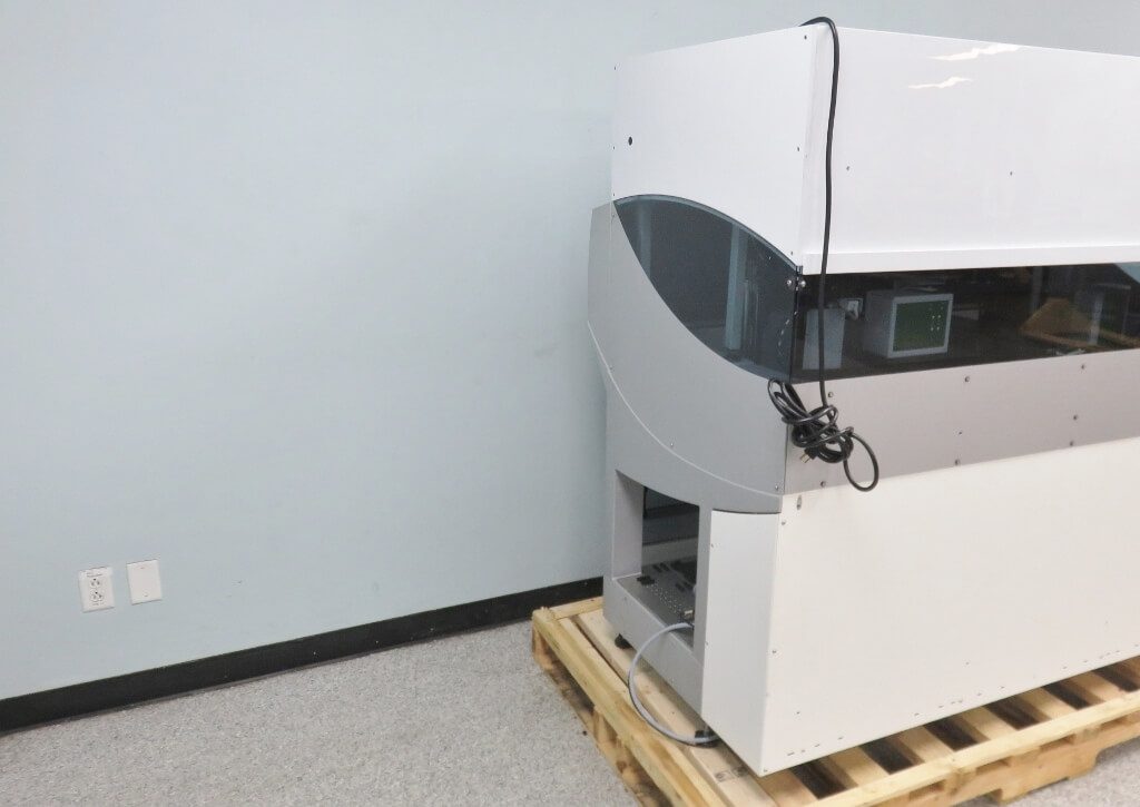 Tecan Fluent 780 Liquid Handler - The Lab World Group