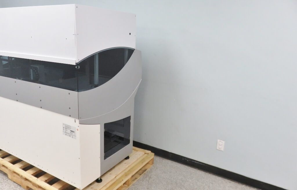 Tecan Fluent 780 Liquid Handler - The Lab World Group