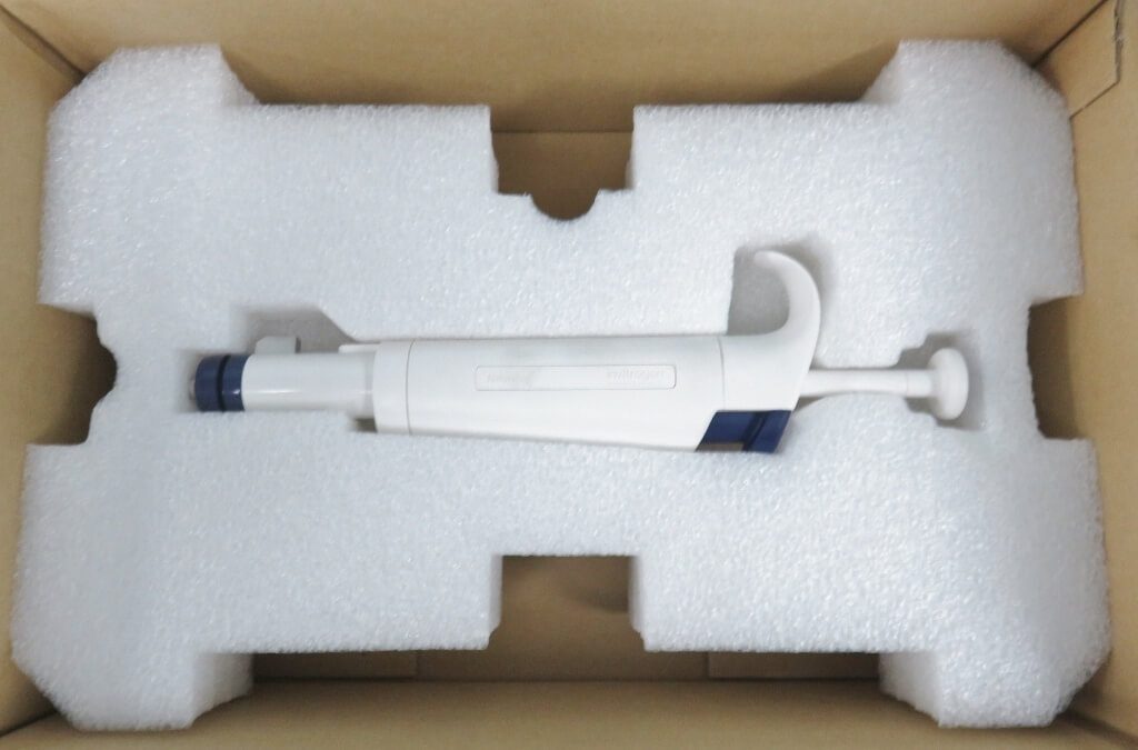 Invitrogen Neon NxT Electroporation System