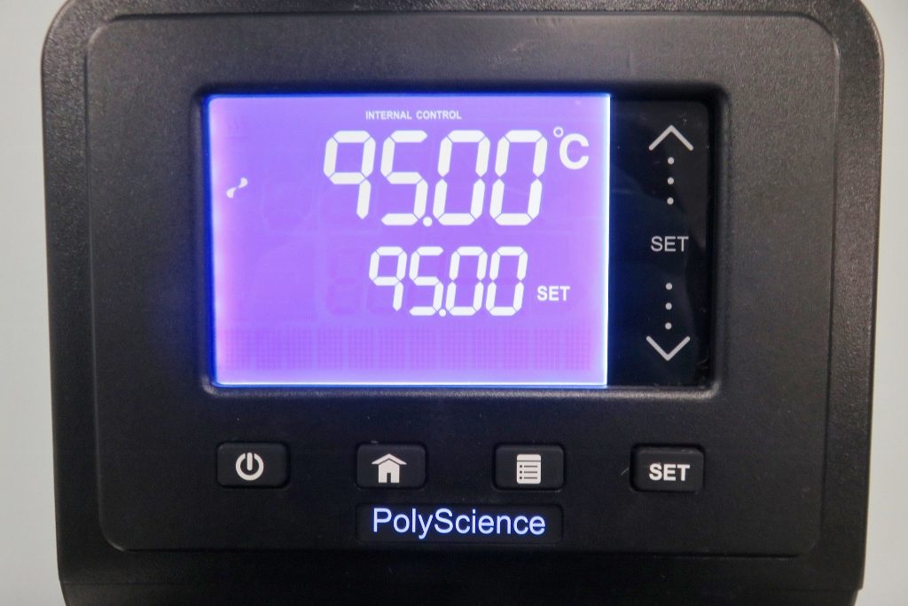 Polyscience Heated Circulating Bath 7L - The Lab World Group