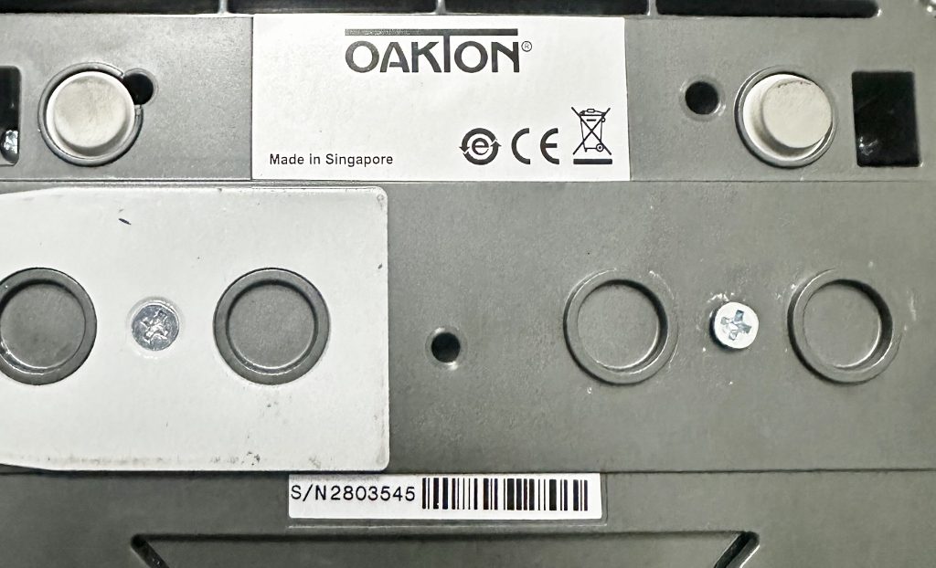 Oakton PC 700 pH/Conductivity Meter - The Lab World Group