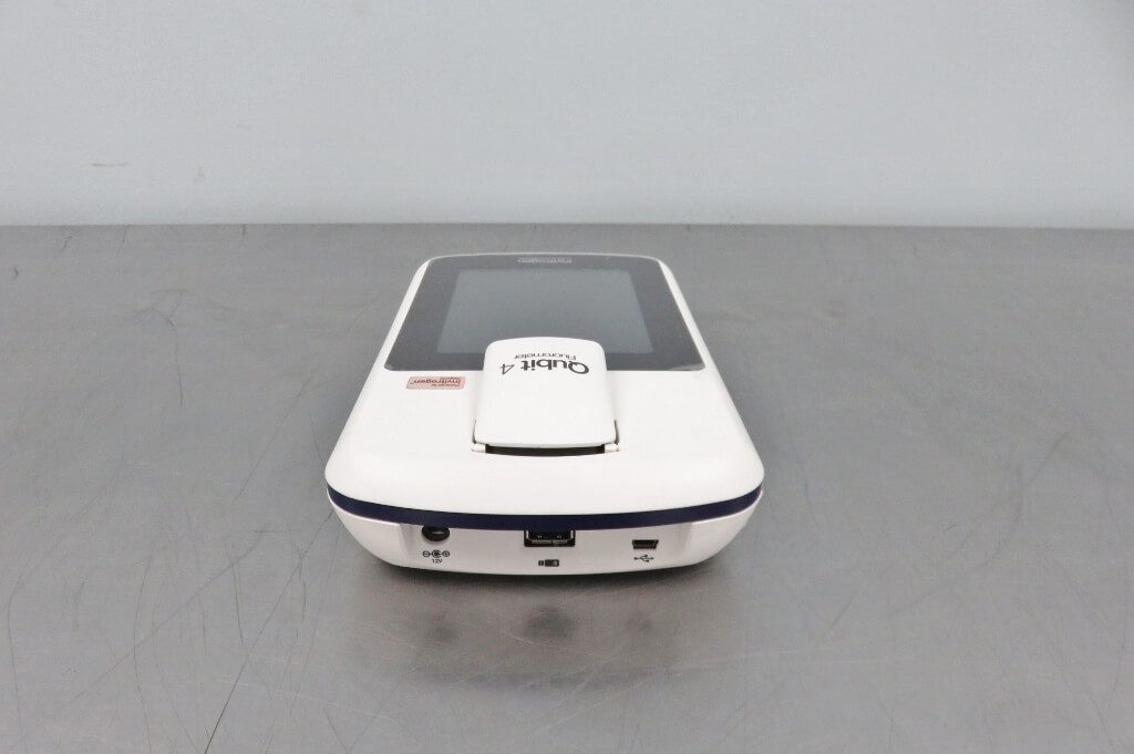 Qubit 4 Fluorometer – Still in Box - The Lab World Group