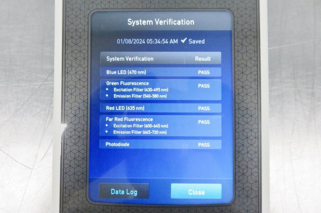 Qubit 4 Fluorometer – Still in Box - The Lab World Group